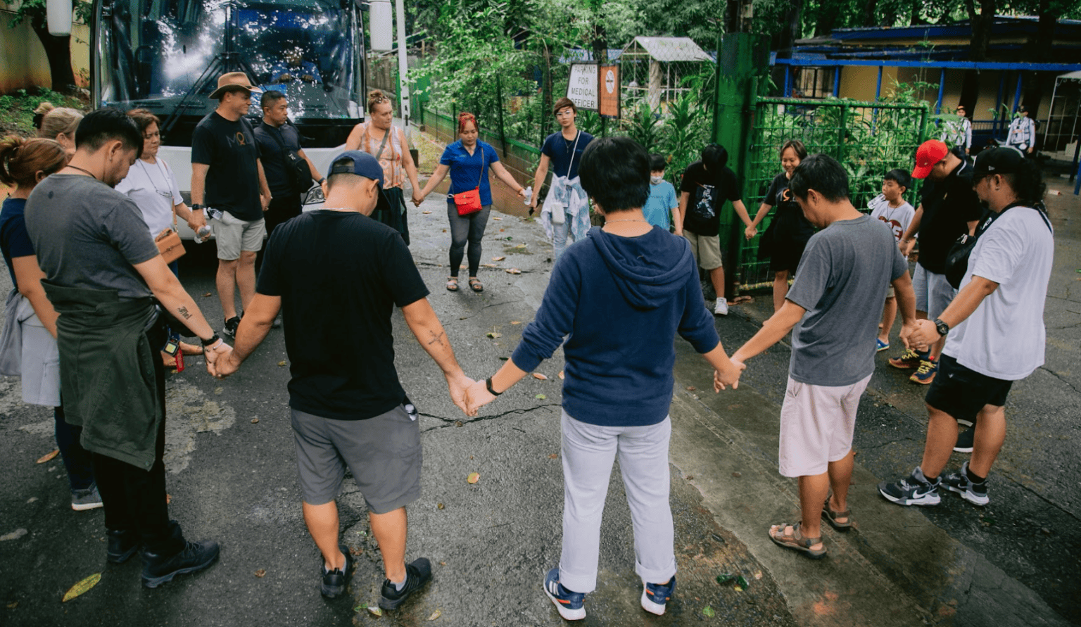 20 Best AI-Powered Platforms for Remote Teams (2025)